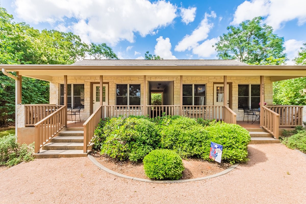 Annette's Cottage at Waldrip and Waldrip Cabin | Visit Fredericksburg