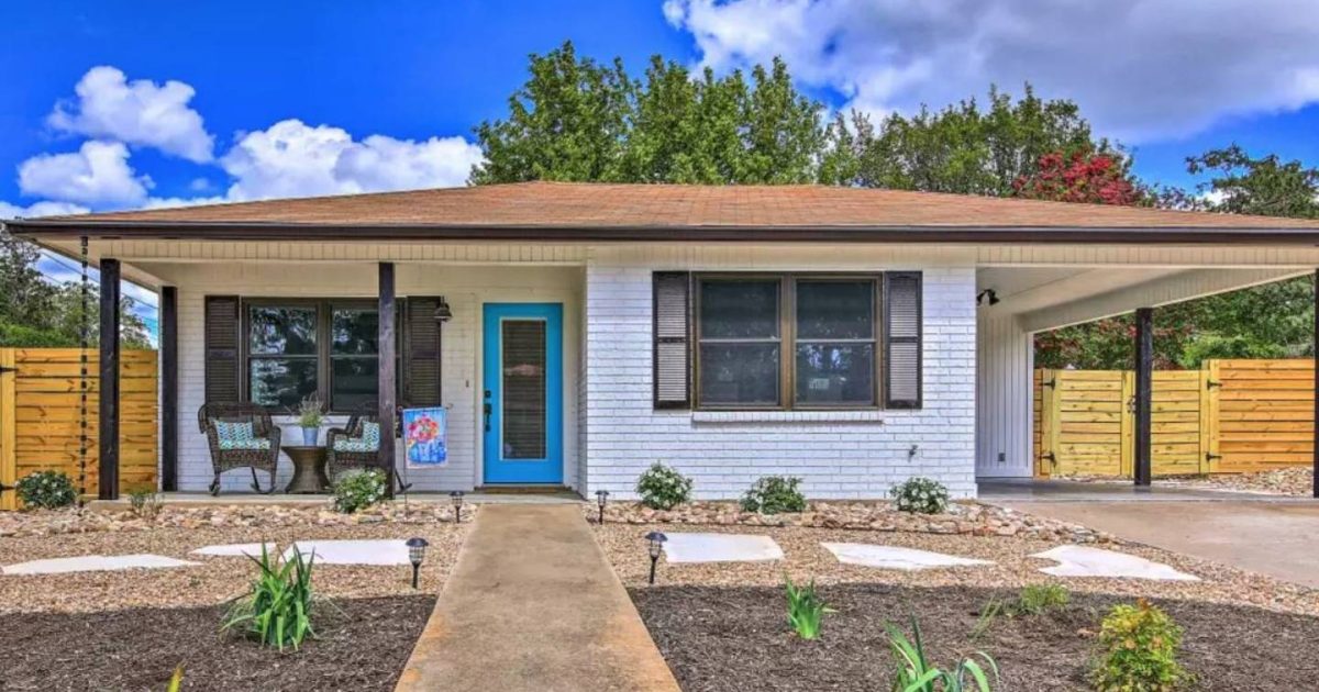 Der Liebe Hutte (The Love Shack) | Visit Fredericksburg